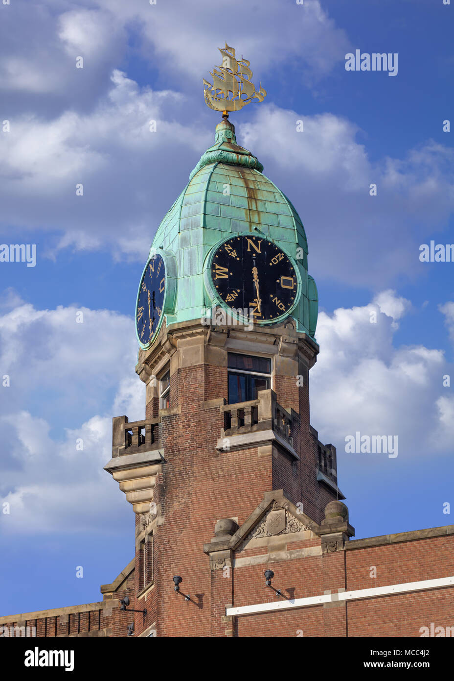 Brick turret hi-res stock photography and images - Alamy