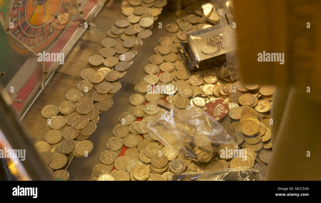 Slotmachines hi-res stock photography and images - Alamy