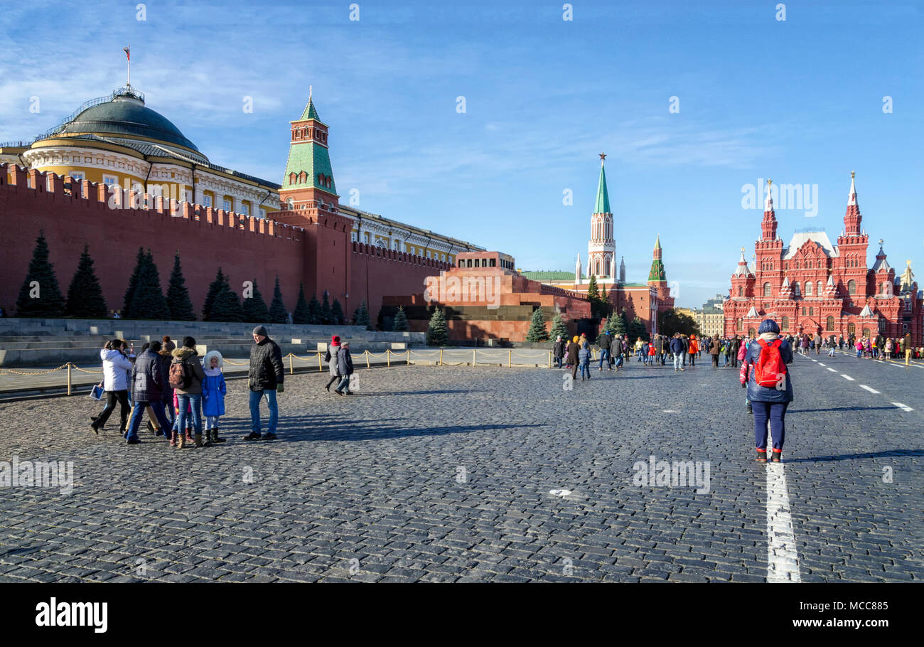 Lenin's body hi-res stock photography and images - Alamy