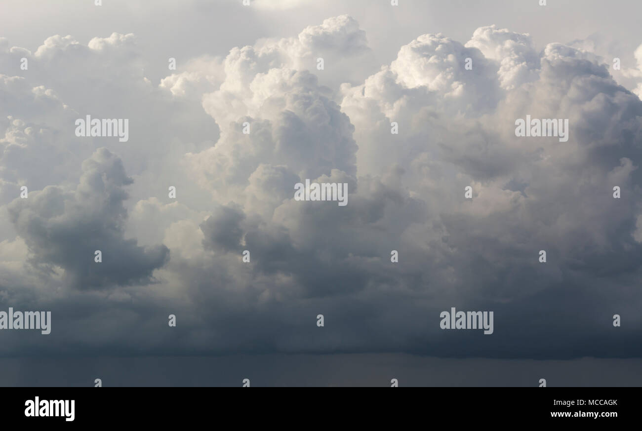 Clouds storm, cumulonimbus clouds, Rapid vertical growth mature ...