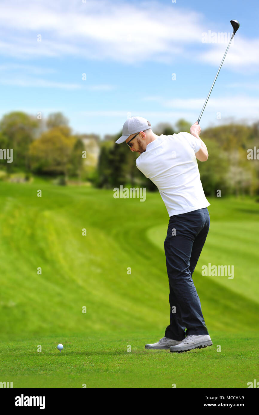 Driver hit golf ball hi-res stock photography and images - Alamy