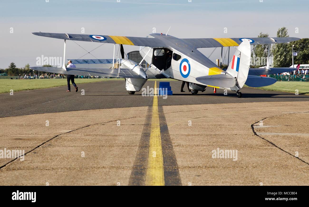 Classic Wings - Dragon Rapide Stock Photo - Alamy