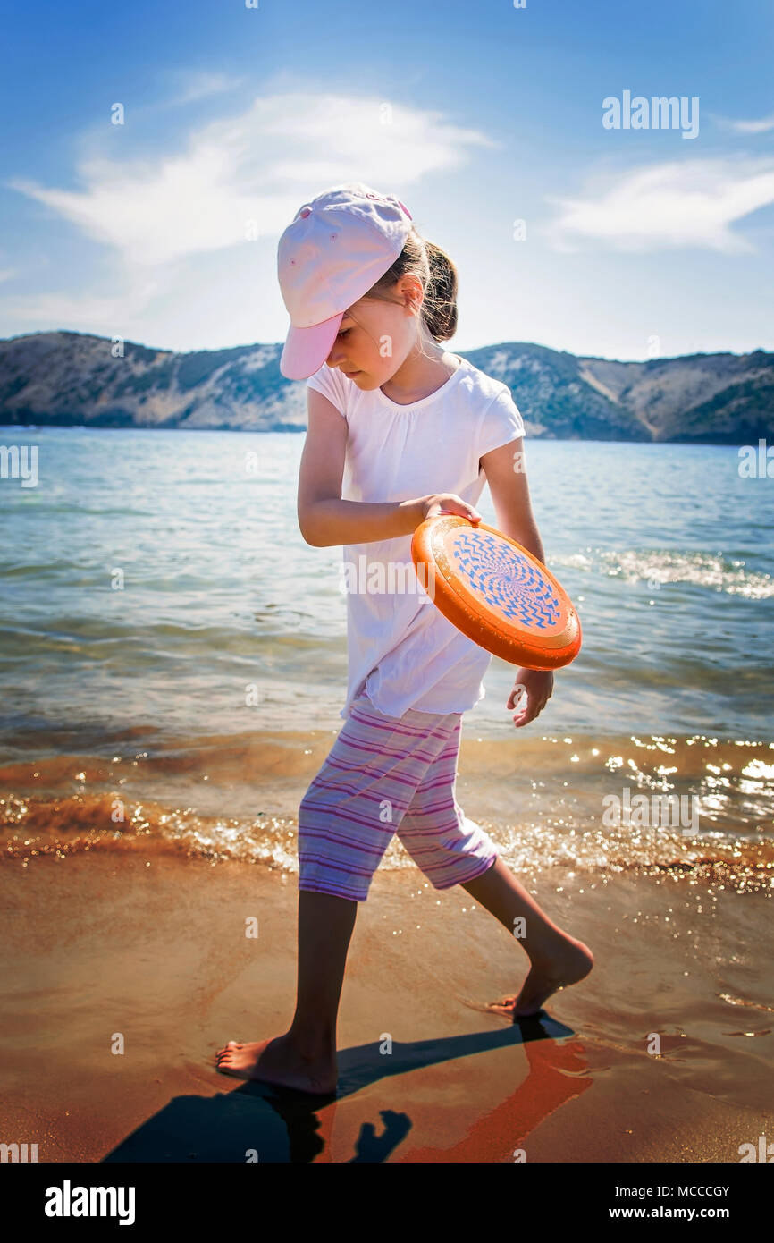 Six years old girl hi-res stock photography and images - Alamy