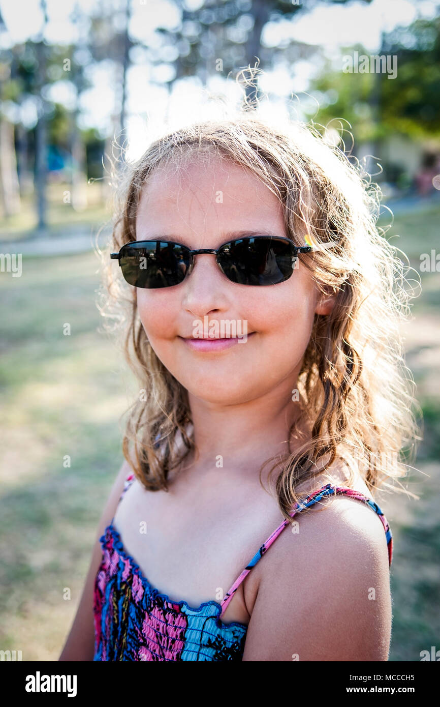 Stylish sun glasses hi-res stock photography and images - Alamy