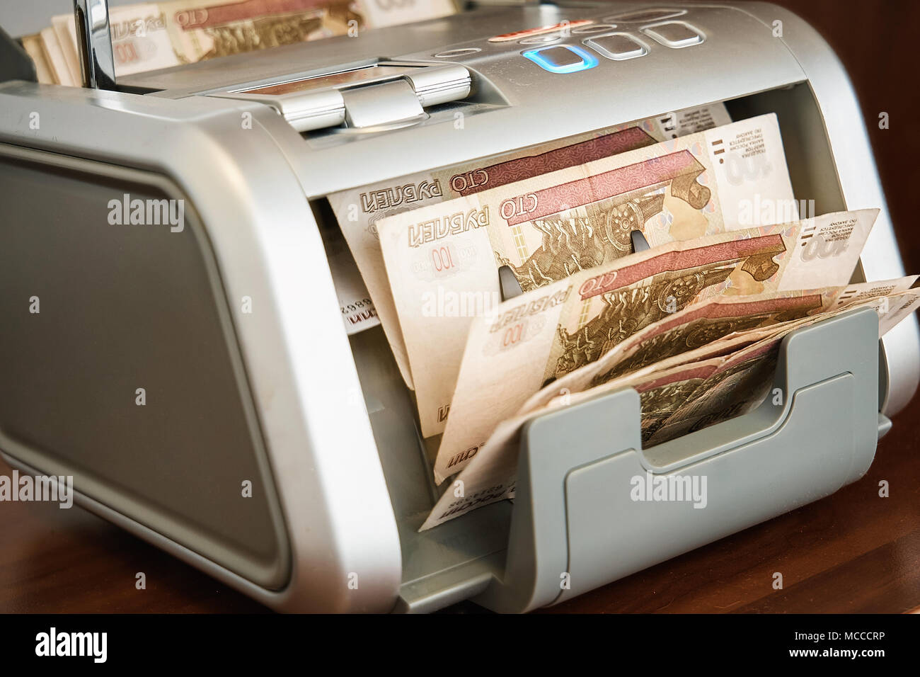 Money counting equipment currency machine hi-res stock photography and ...