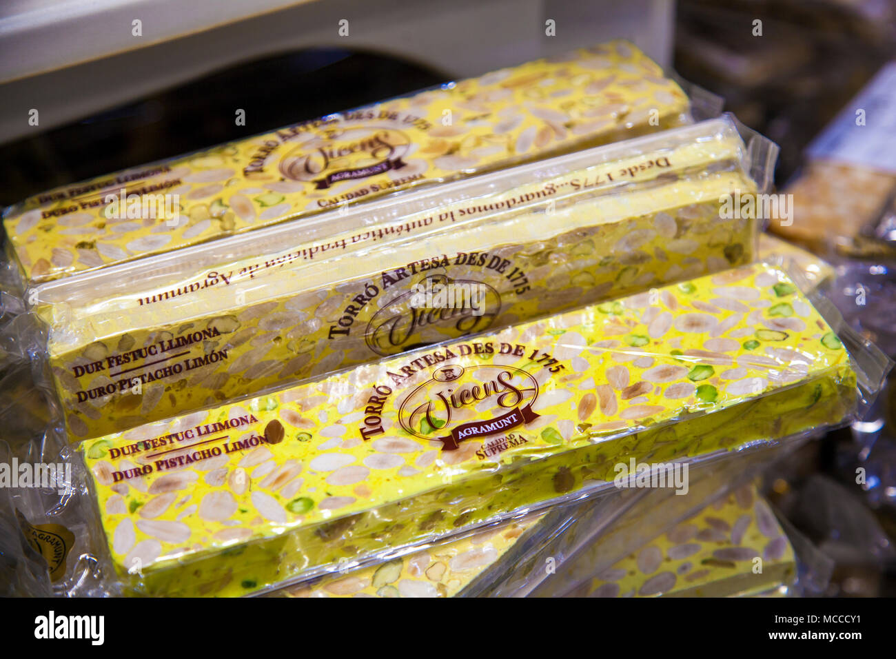 Turron store hi-res stock photography and images - Alamy