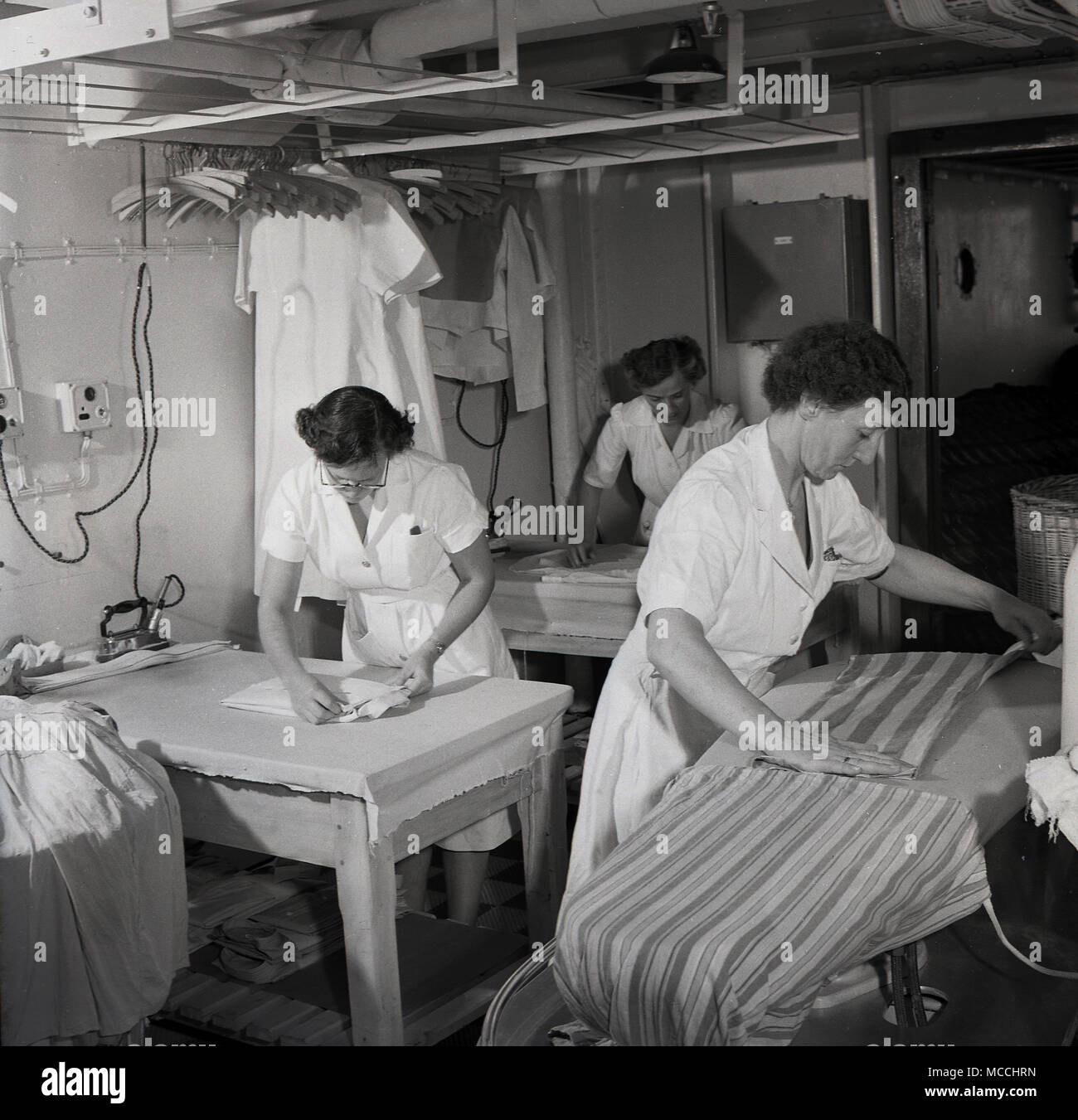 1950s cruise ship interior hi-res stock photography and images - Alamy