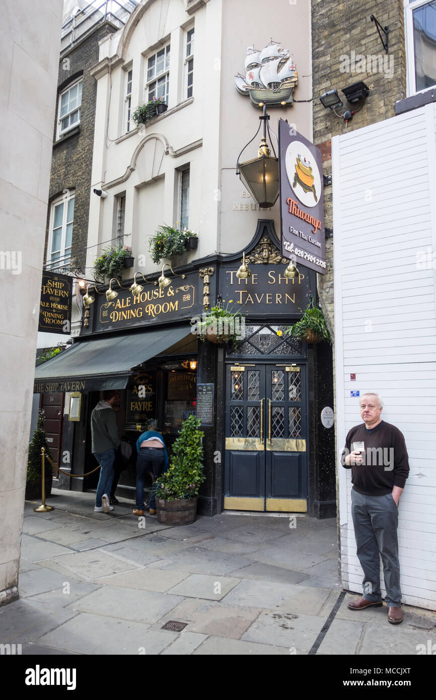 Ship tavern gate street holborn hi-res stock photography and images - Alamy