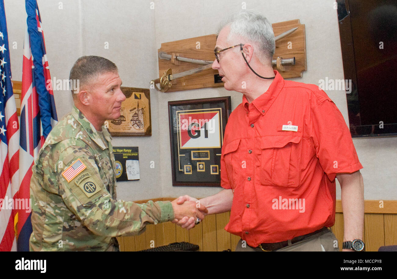 FORT SHAFTER — Sgt. Maj. Scott Lesch (left), the U.S. Army-Pacific G-1 ...