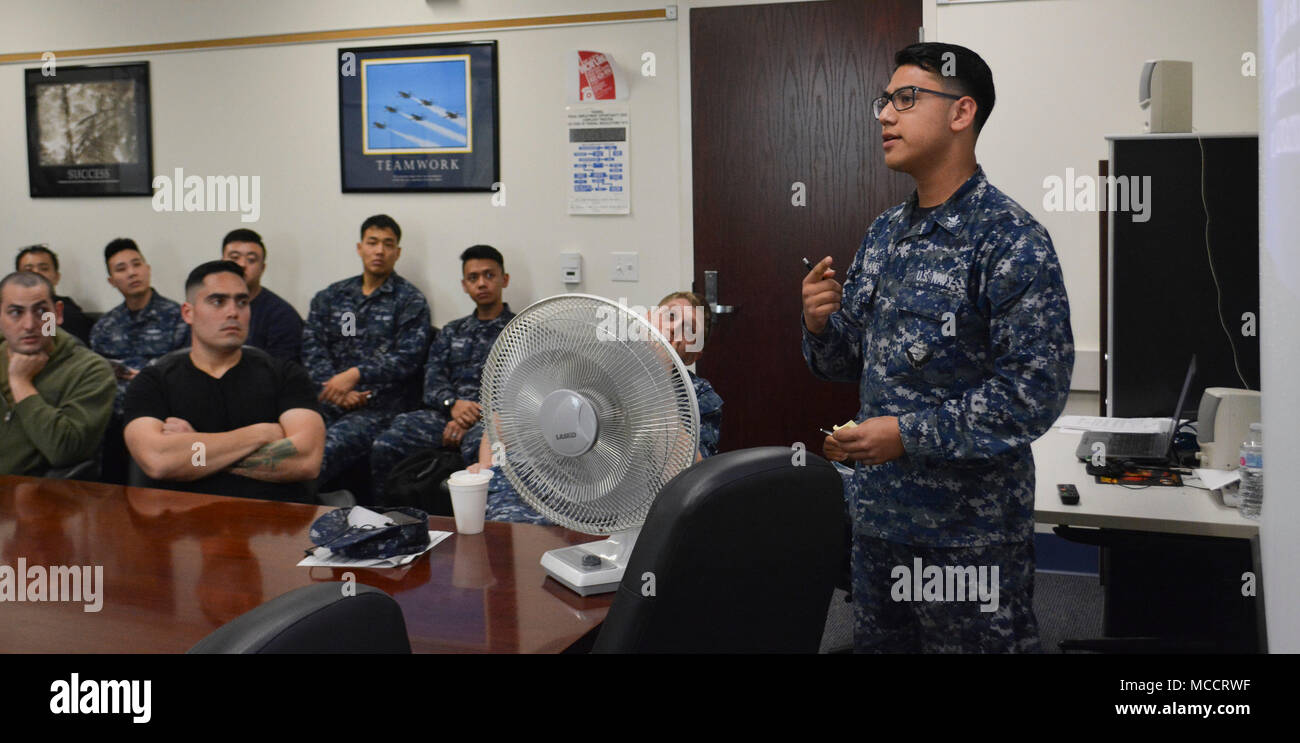 Navy operational support center nosc los angeles hi-res stock ...