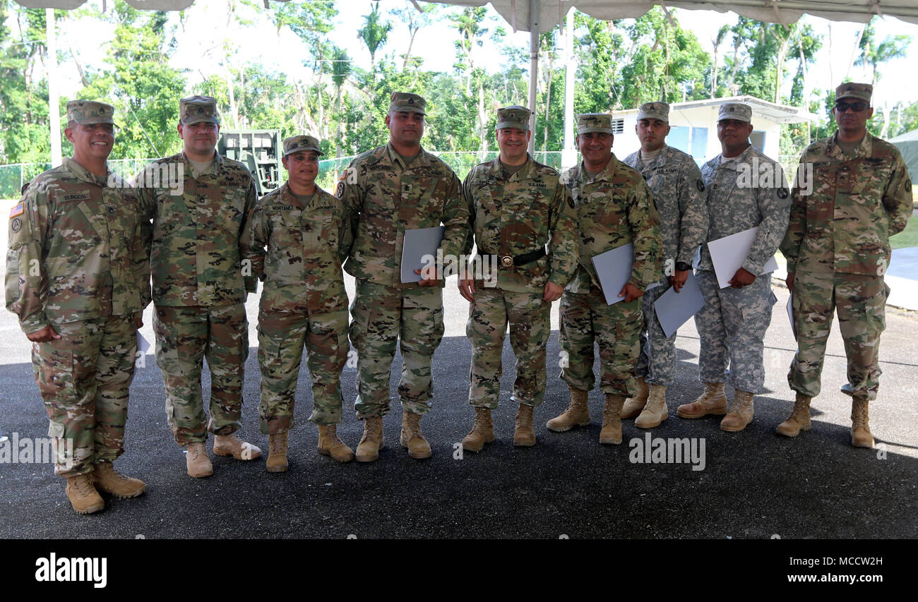 Soldiers from the 94th Training Division stationed on Ft. Buchanan ...