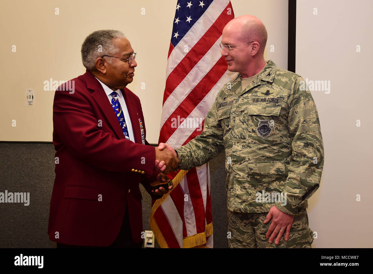 Endicott board hi-res stock photography and images - Alamy