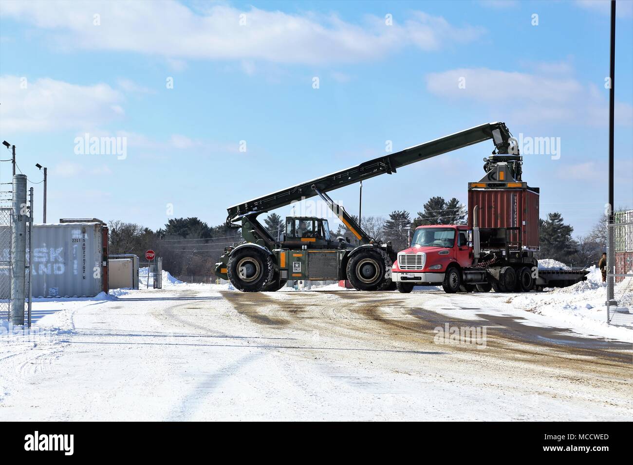 Rough terrain container handler loader hi-res stock photography and ...