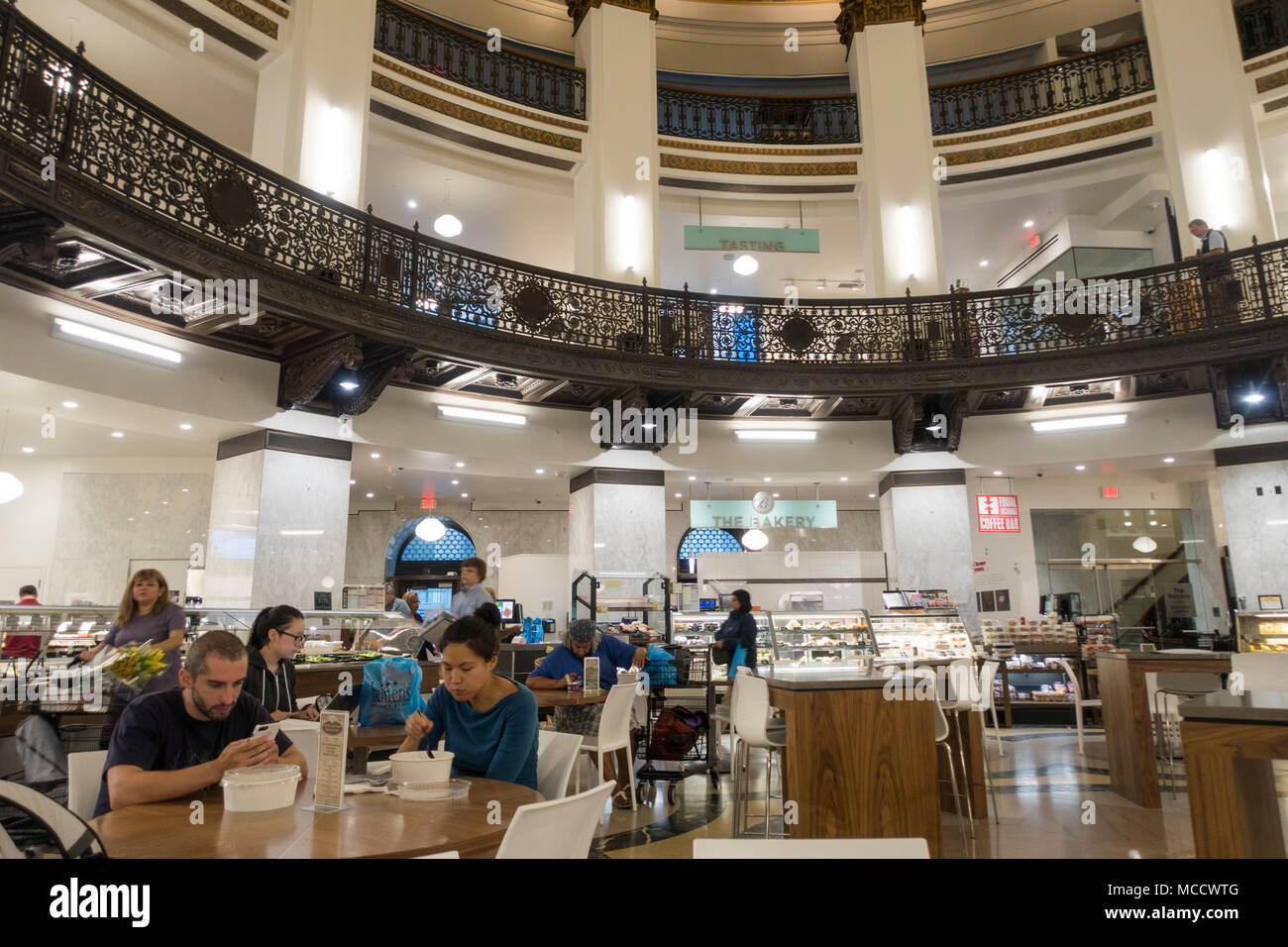 Heinen's grocery store Cleveland Ohio Stock Photo - Alamy