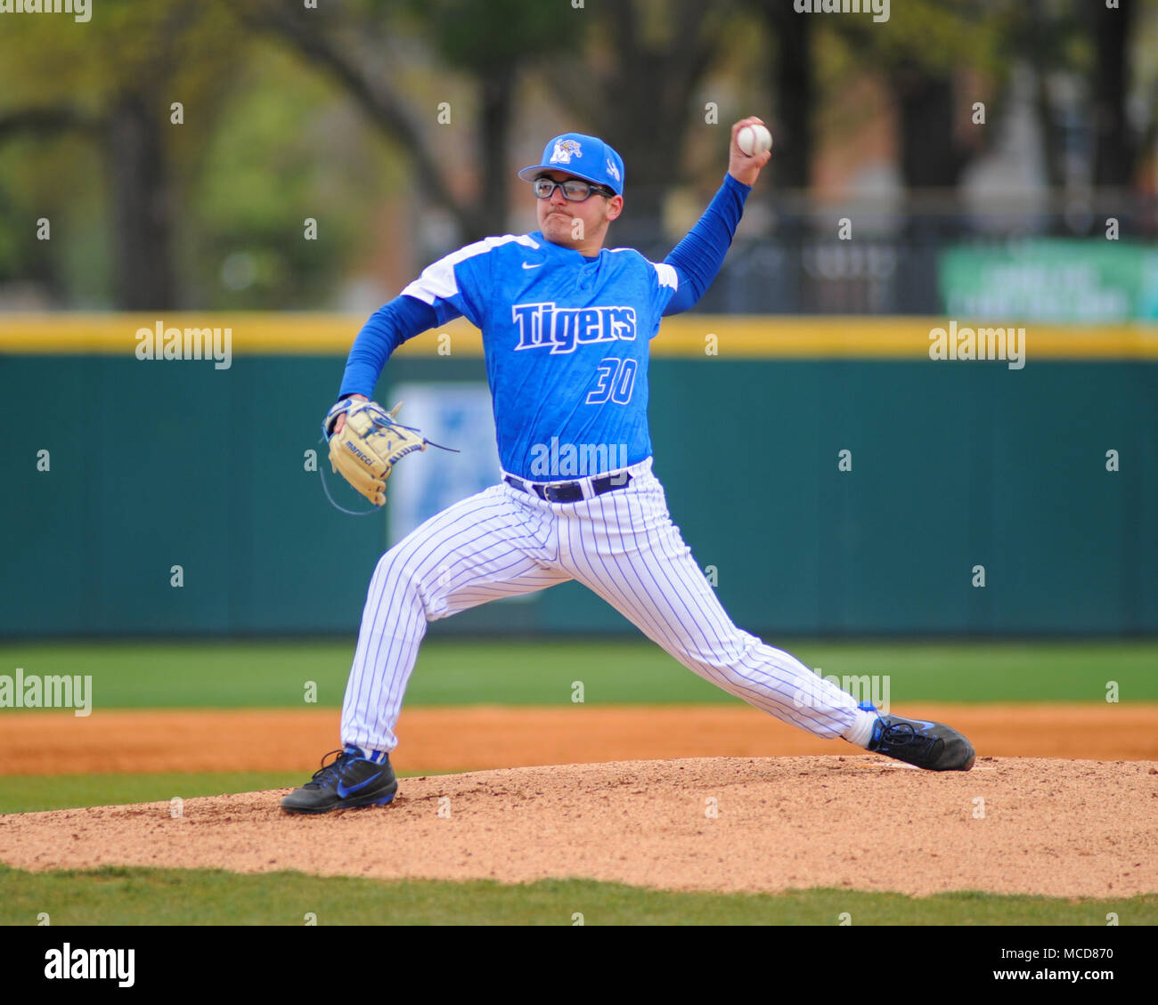 Denz hi-res stock photography and images - Alamy