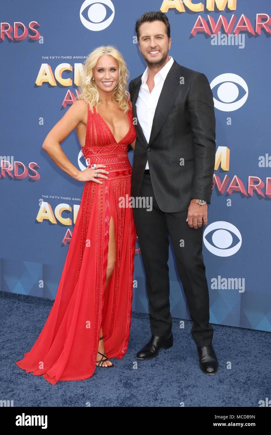 Wife luke bryan hi-res stock photography and images - Alamy
