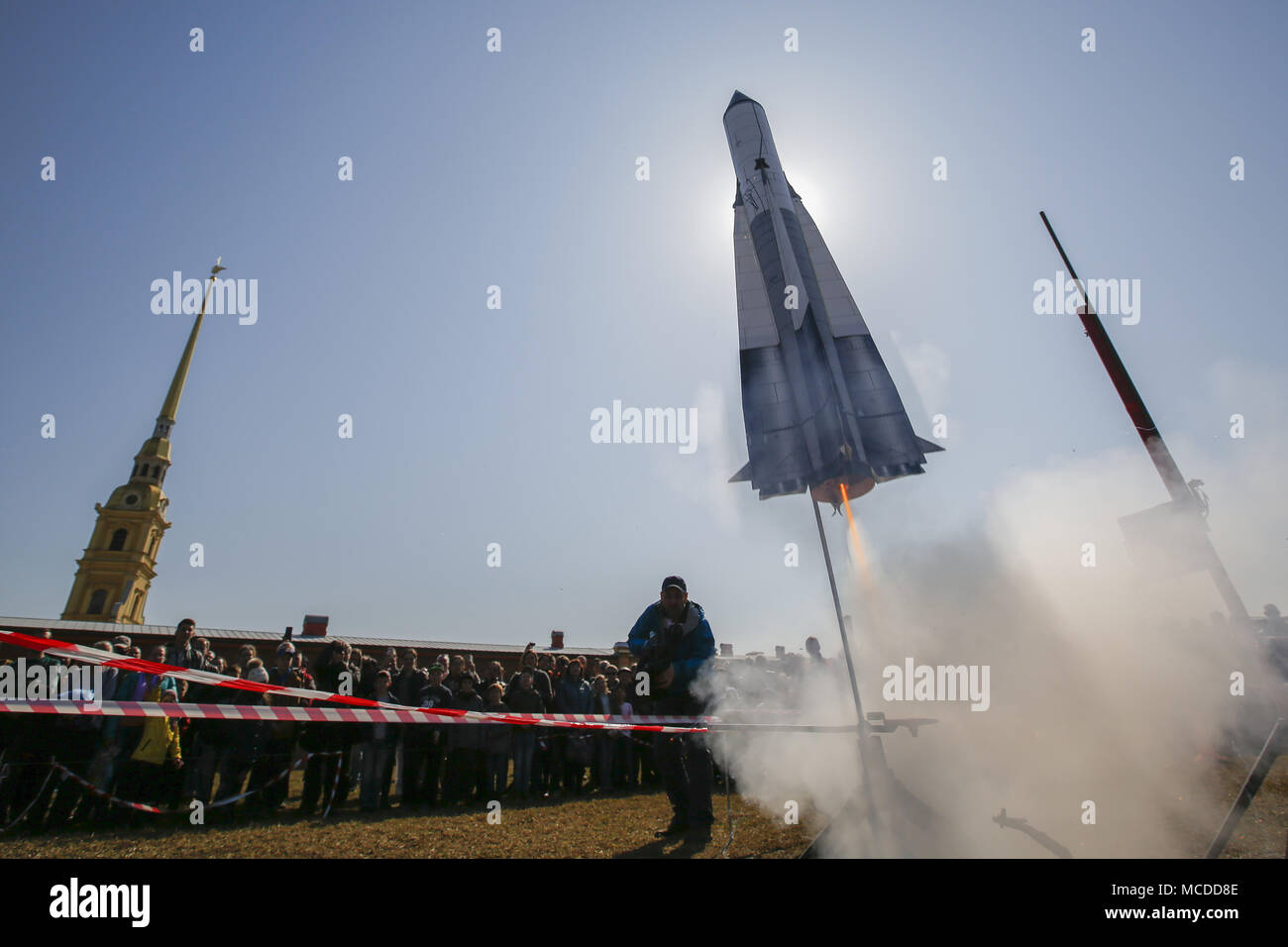 St. Petersburg, Russia. 15th Apr, 2018. People watch the launch of ...