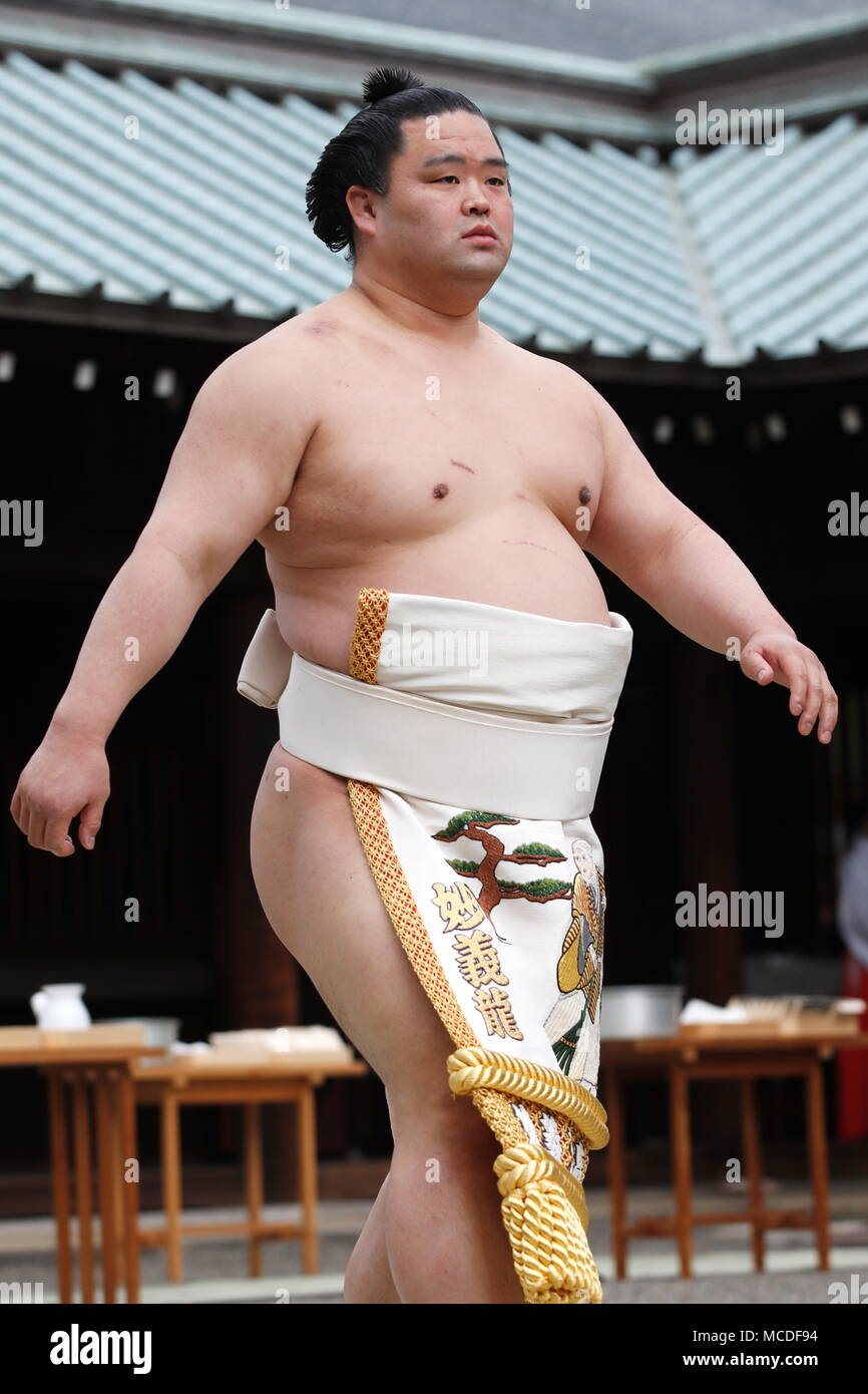 Tokyo Japan. 16th Apr, 2018. Myogiryu, APRIL 16, 2018 - Sumo : Annual ...