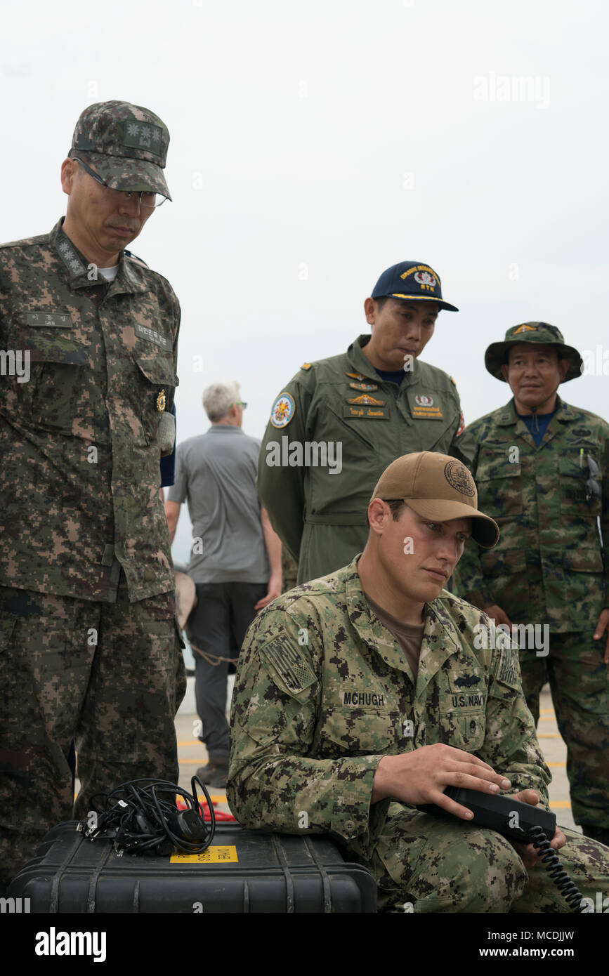 Seabotix remotely operated vehicle hi-res stock photography and images ...