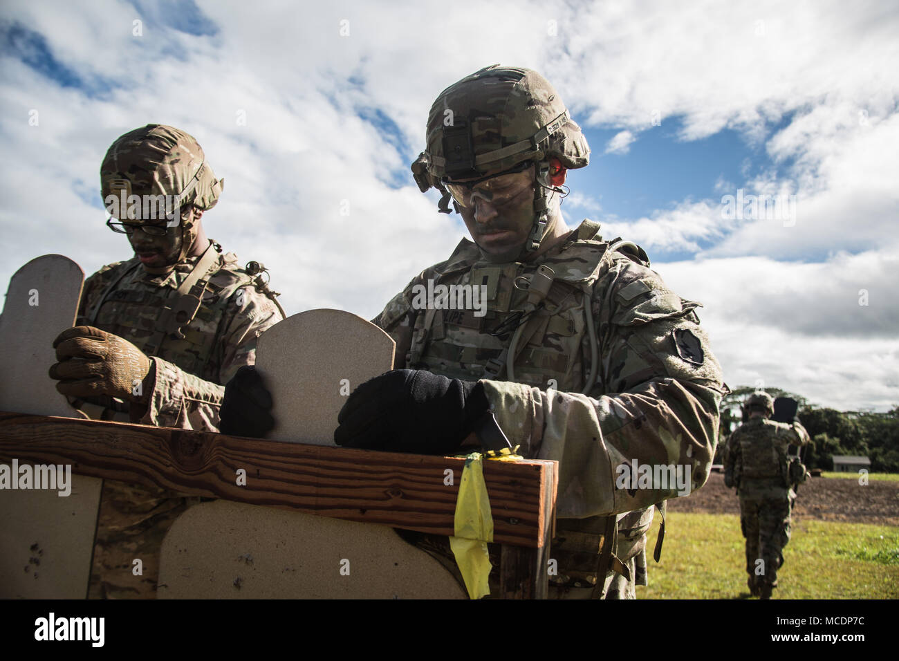 U.S. Army Soldiers assigned to 225th Brigade Support Battalion, 2nd ...