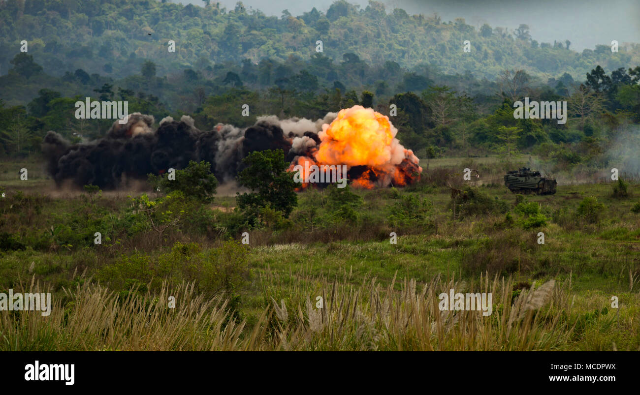 Mine clearing line charge mclc hi-res stock photography and images - Alamy