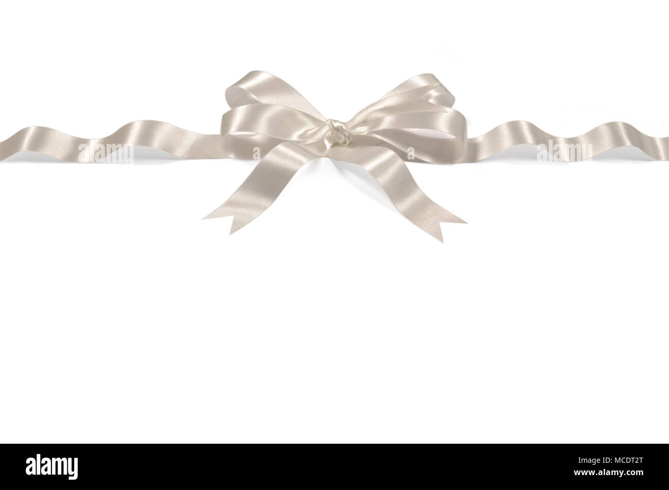 Curvy bow hi-res stock photography and images - Alamy