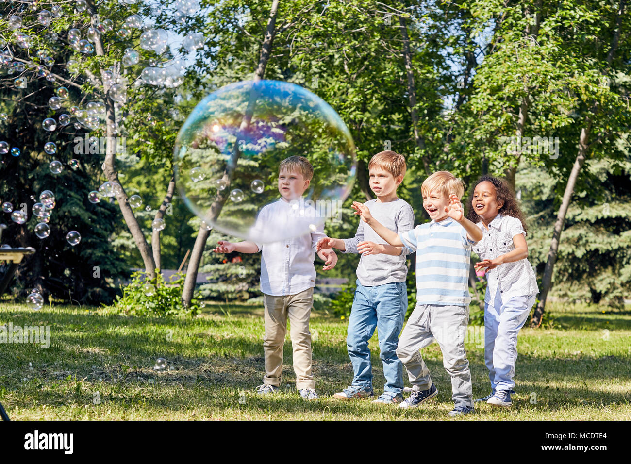 Kids having fun soap hi-res stock photography and images - Alamy