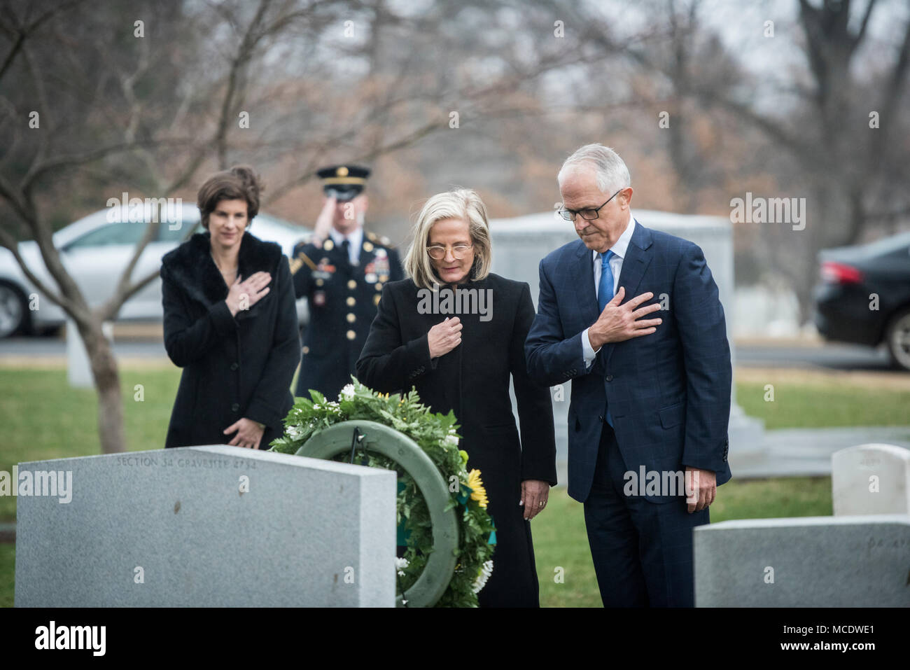Australian Prime Minister Malcolm Turnbull (right) and his wife, Lucy ...