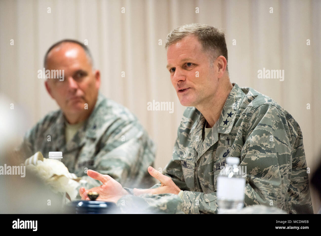 Dondo costin hi-res stock photography and images - Alamy