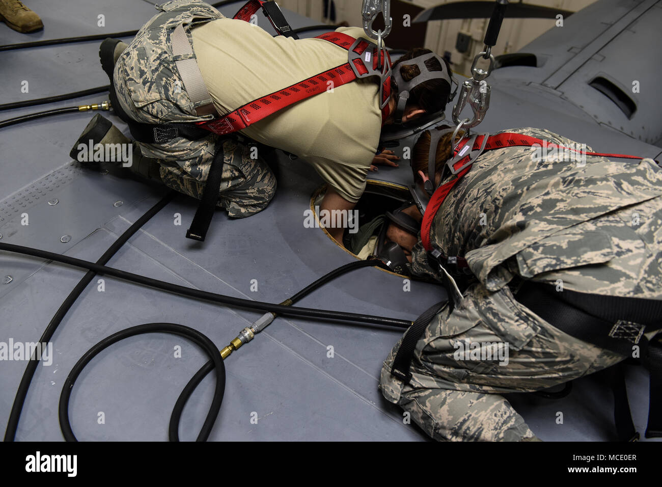 Harp system hi-res stock photography and images - Alamy