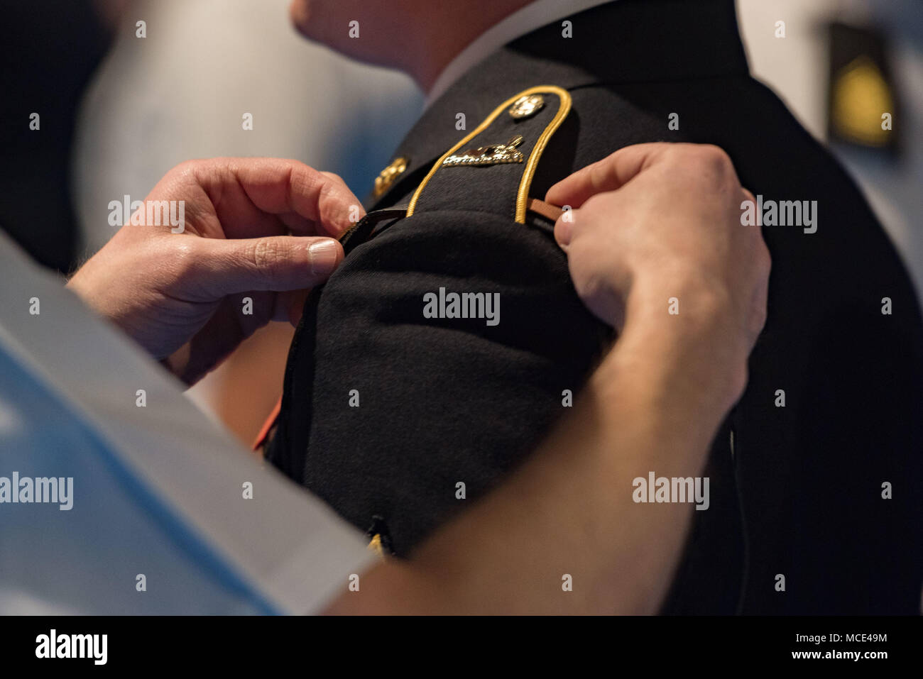 Soldiers assigned to the 3d U.S. Infantry Regiment (The Old Guard ...