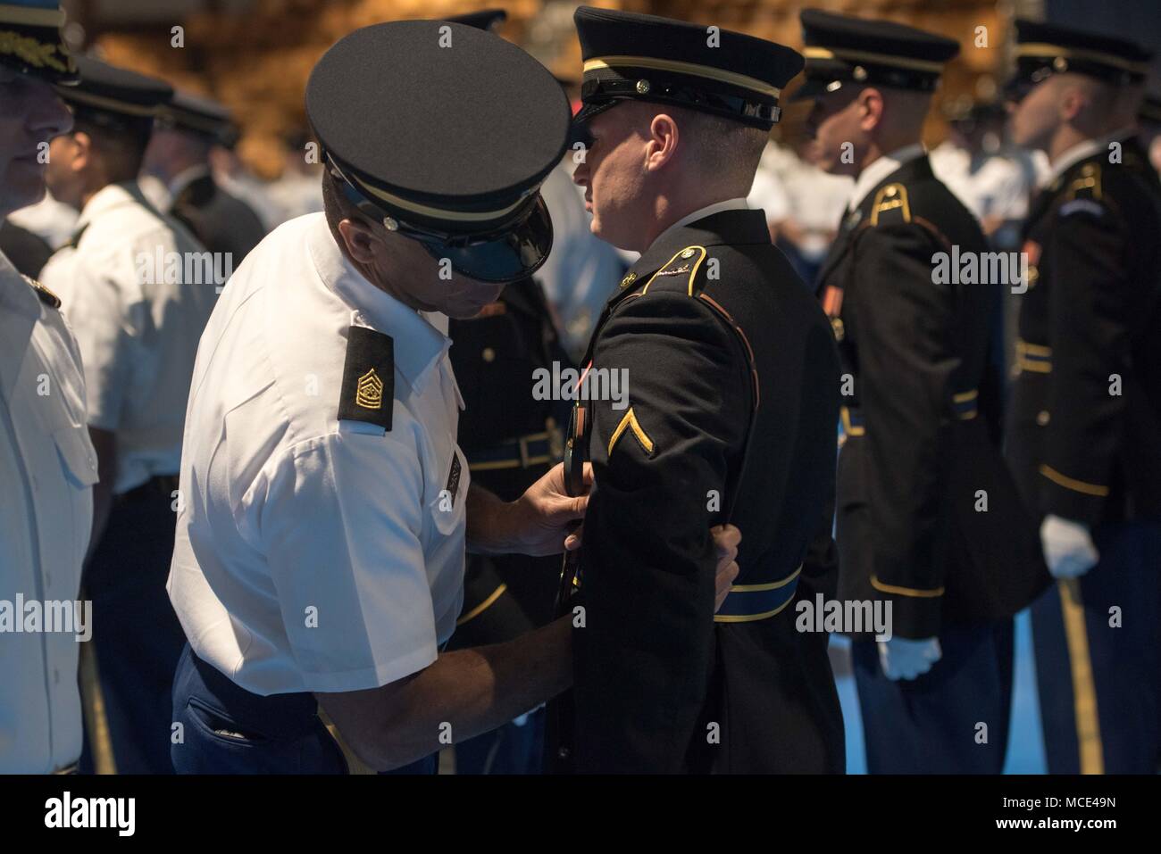 Soldiers assigned to the 3d U.S. Infantry Regiment (The Old Guard ...
