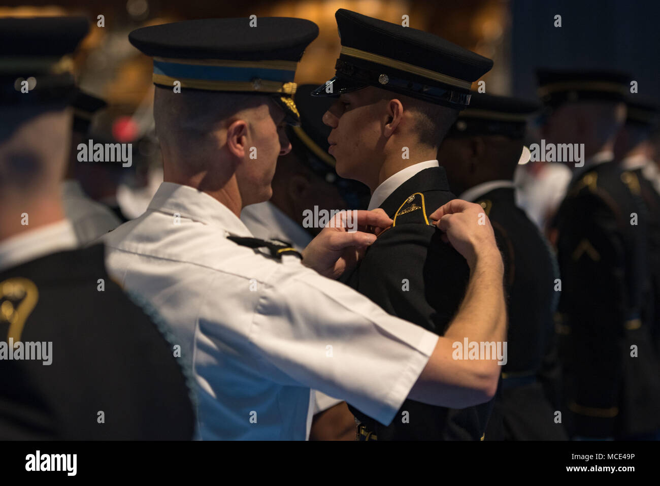 Soldiers assigned to the 3d U.S. Infantry Regiment (The Old Guard ...