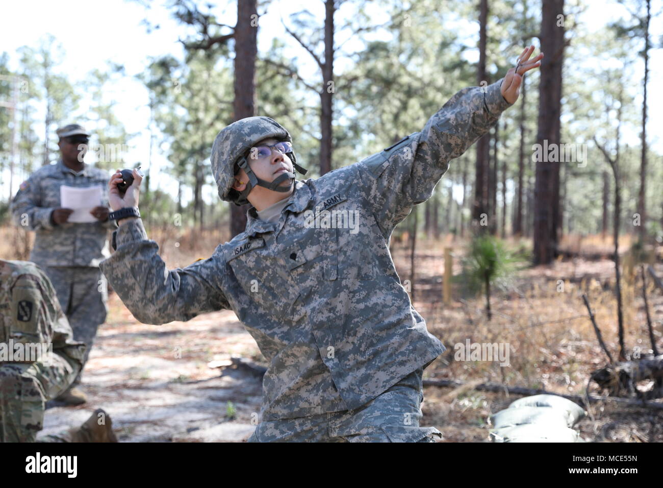 324th expeditionary signal battalion hi-res stock photography and ...
