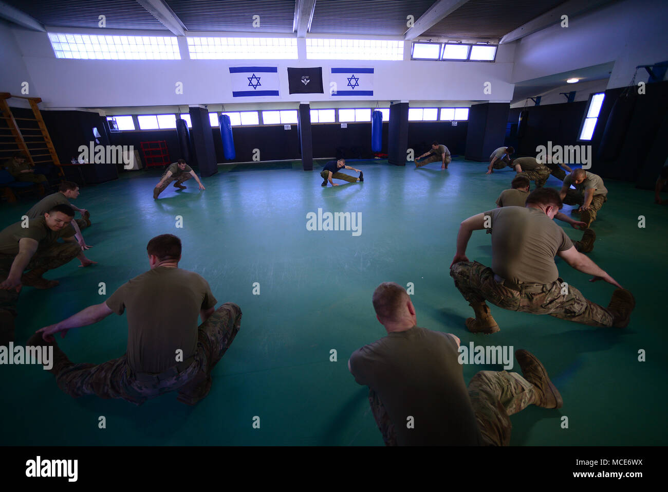 U.S. Army soldiers from bravo company, 82nd Engineer Battalion, 2nd ...