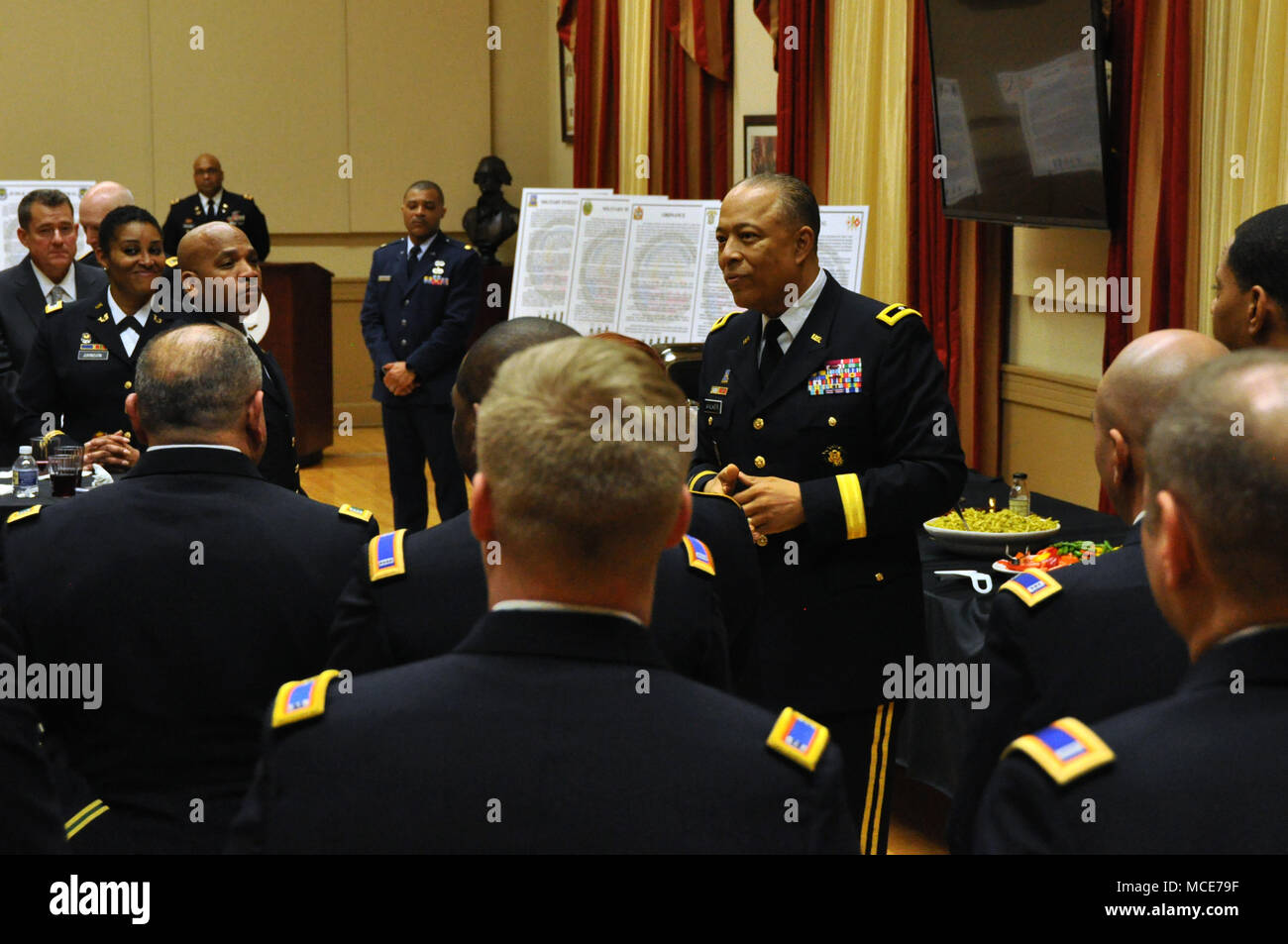 Army warrant officer cohort hi-res stock photography and images - Alamy