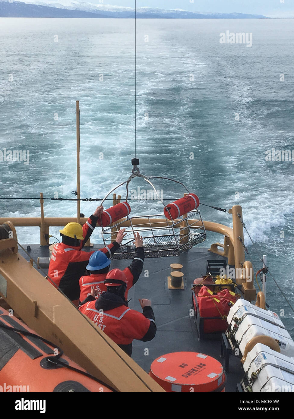 U s coast guard cutter naushon hi-res stock photography and images - Alamy