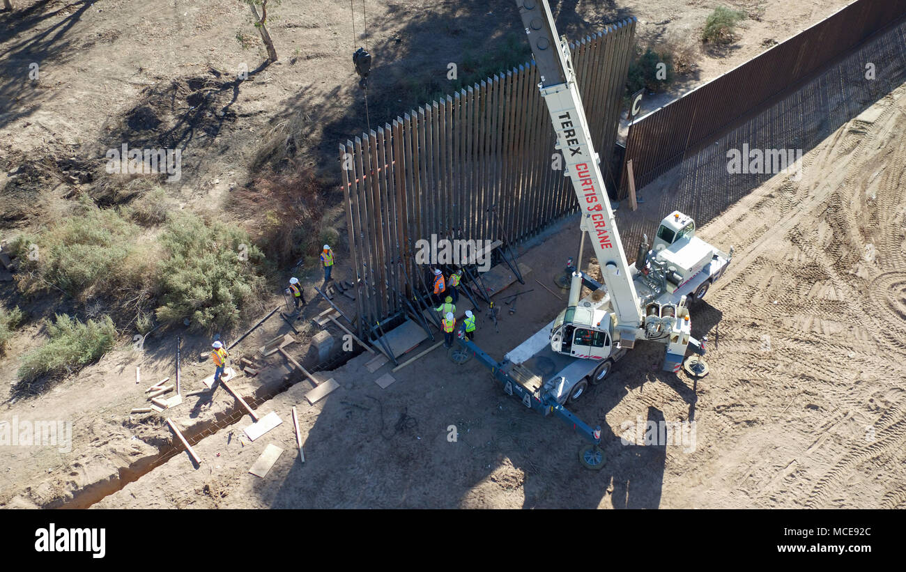 Repair work begins on a 2 1/4 mile section of Border Fence in El Centro ...