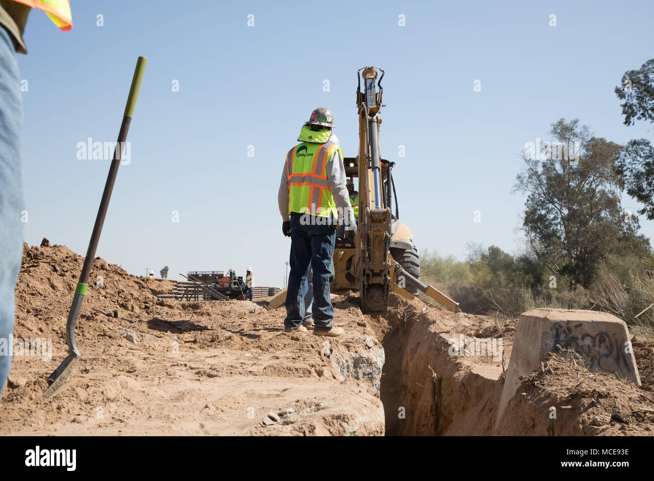 Border fence calexico hi-res stock photography and images - Alamy Border fence calexico hi-res stock photography and images - Alamy