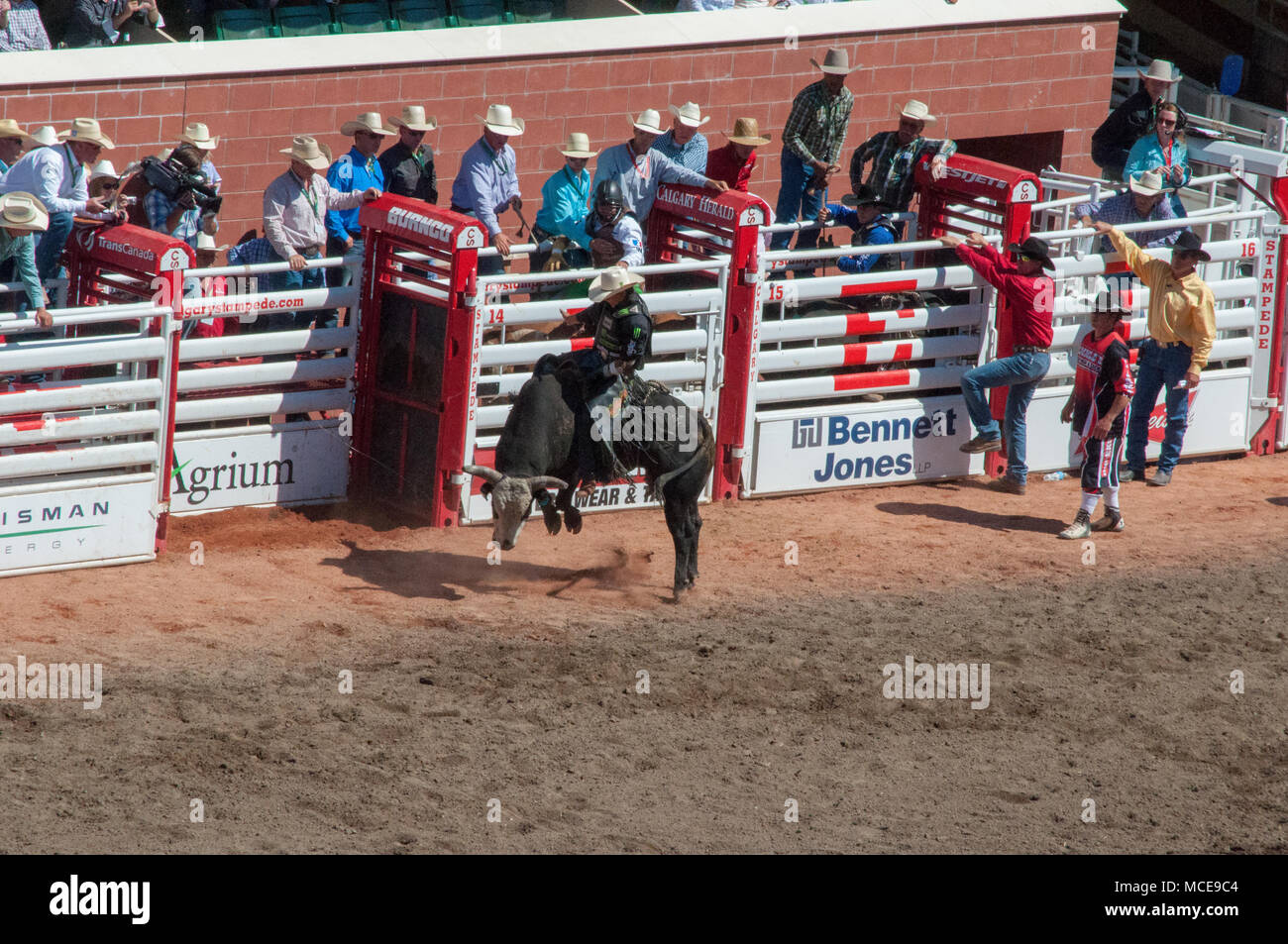 Rodeo clowns hi-res stock photography and images - Alamy