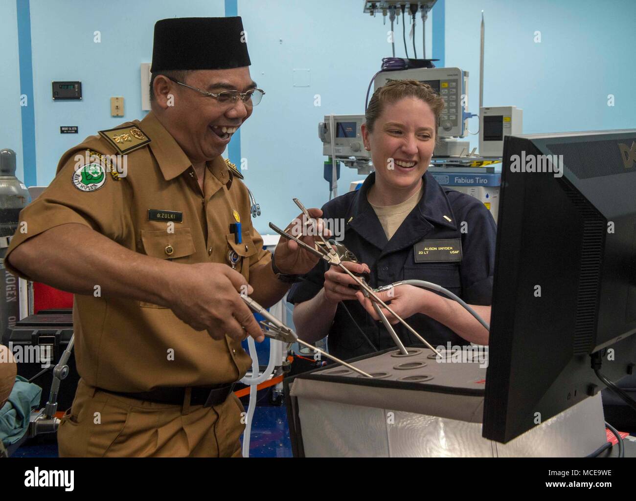 Stability simulator hi-res stock photography and images - Alamy