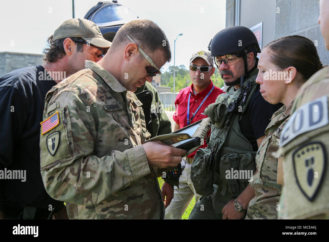 U.S. Soldiers assigned to the 663d Ordnance Company Explosive Ordnance Disposal (EOD), 242d ...
