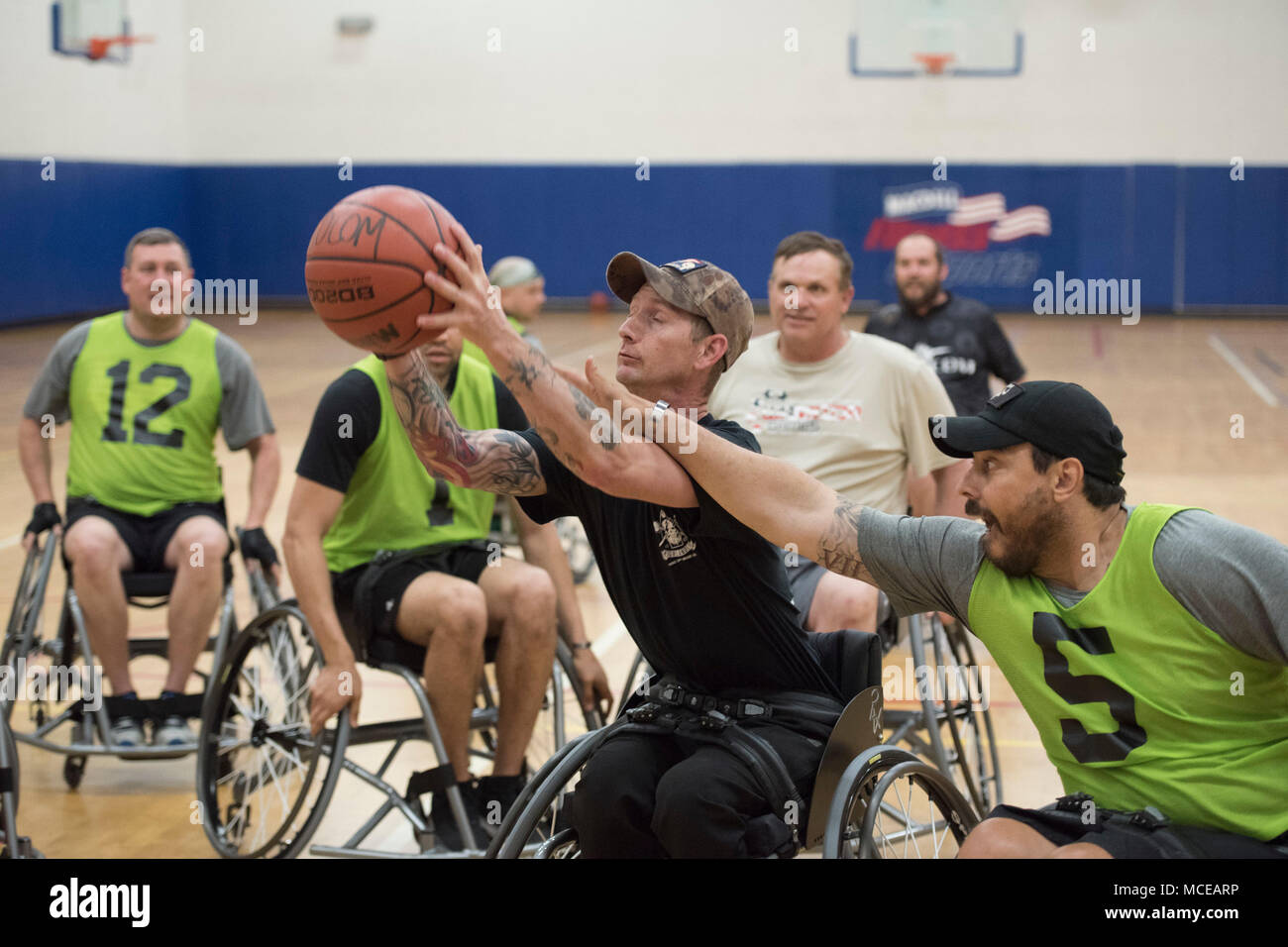 USSOCOM's Army Master Sgts. Christopher Donaldson (L) and George Vera ...