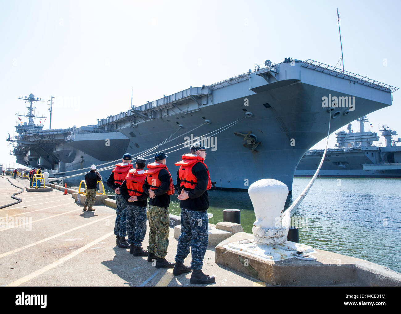 Sachsen class german frigate fgs hessen hi-res stock photography and ...