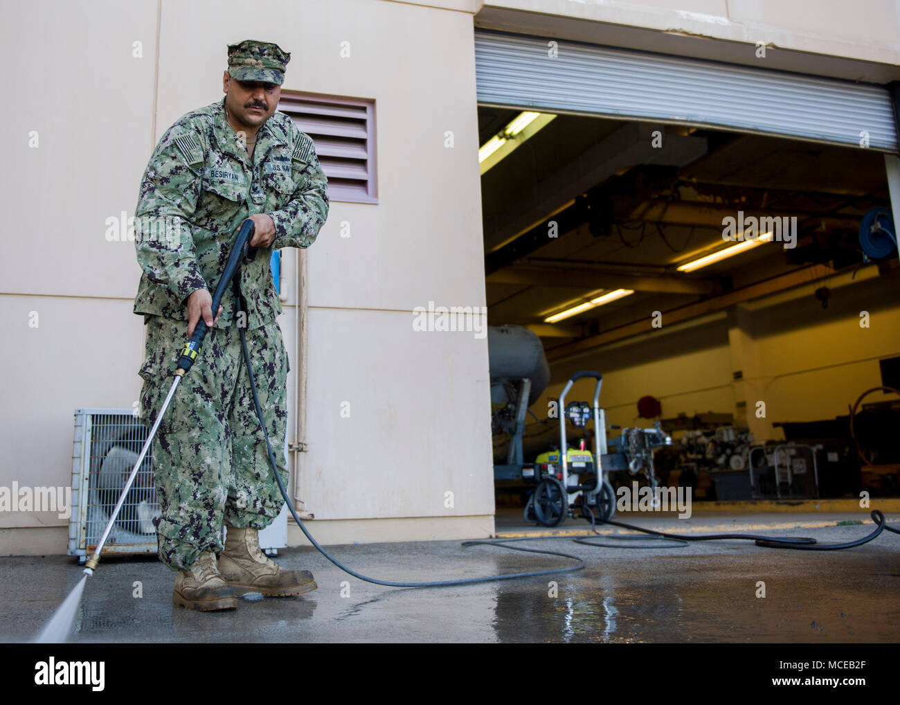 180411-N-NU281-0010 PEARL HARBOR (April 11, 2018) Engineman 2nd Class ...