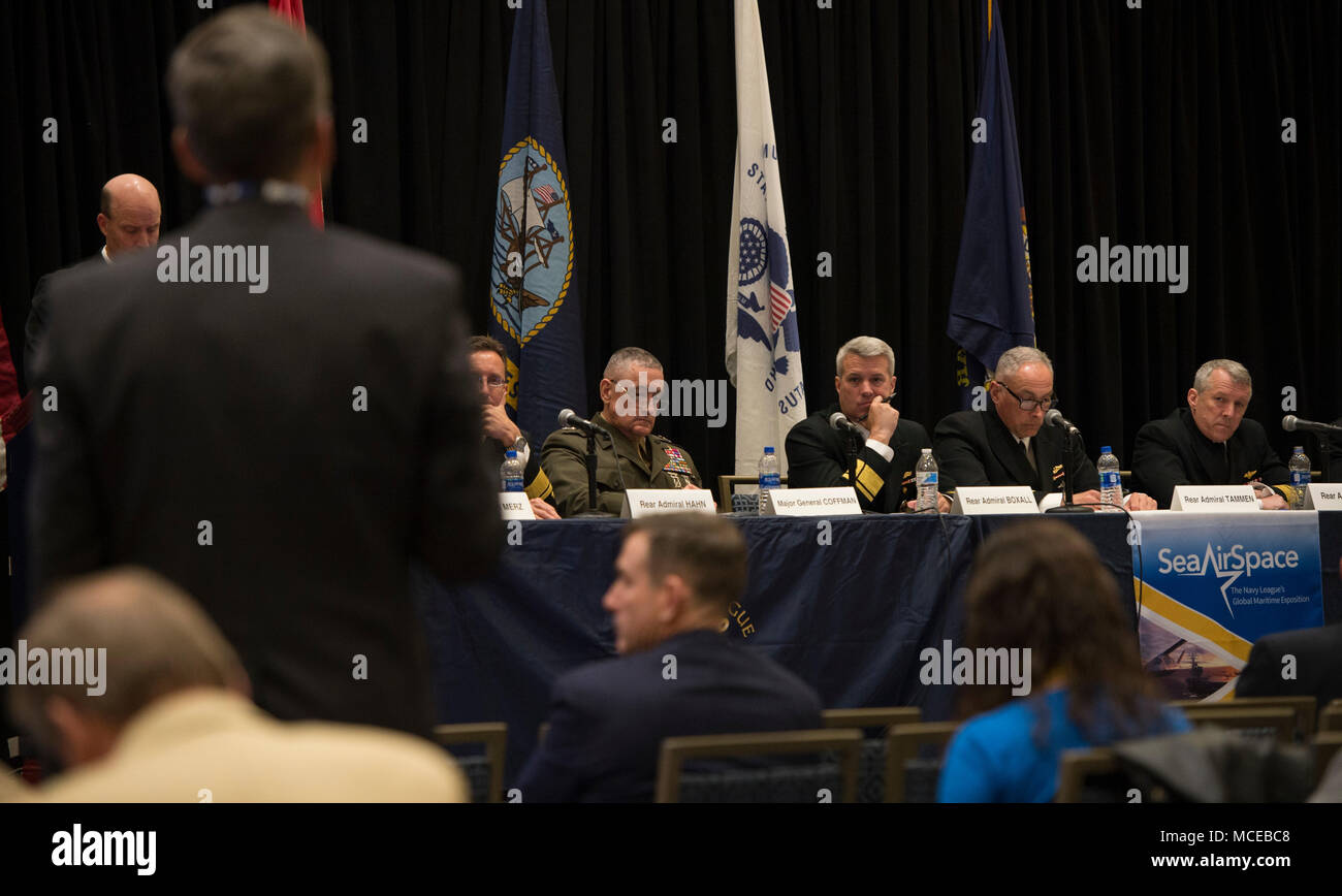 Professional event attendees hi-res stock photography and images - Alamy