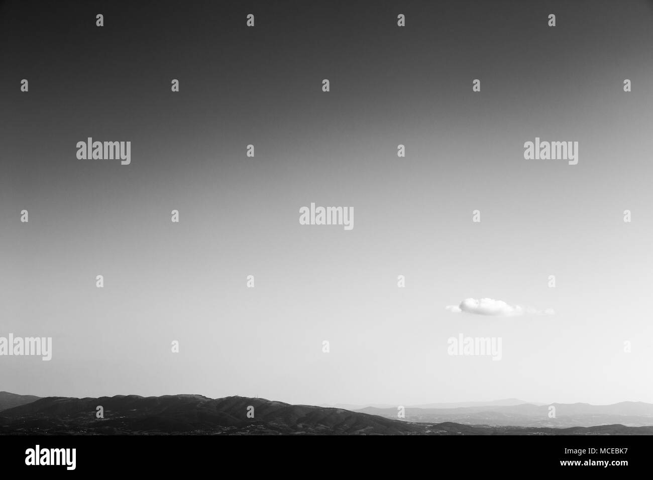 Above cloud background hi-res stock photography and images - Alamy