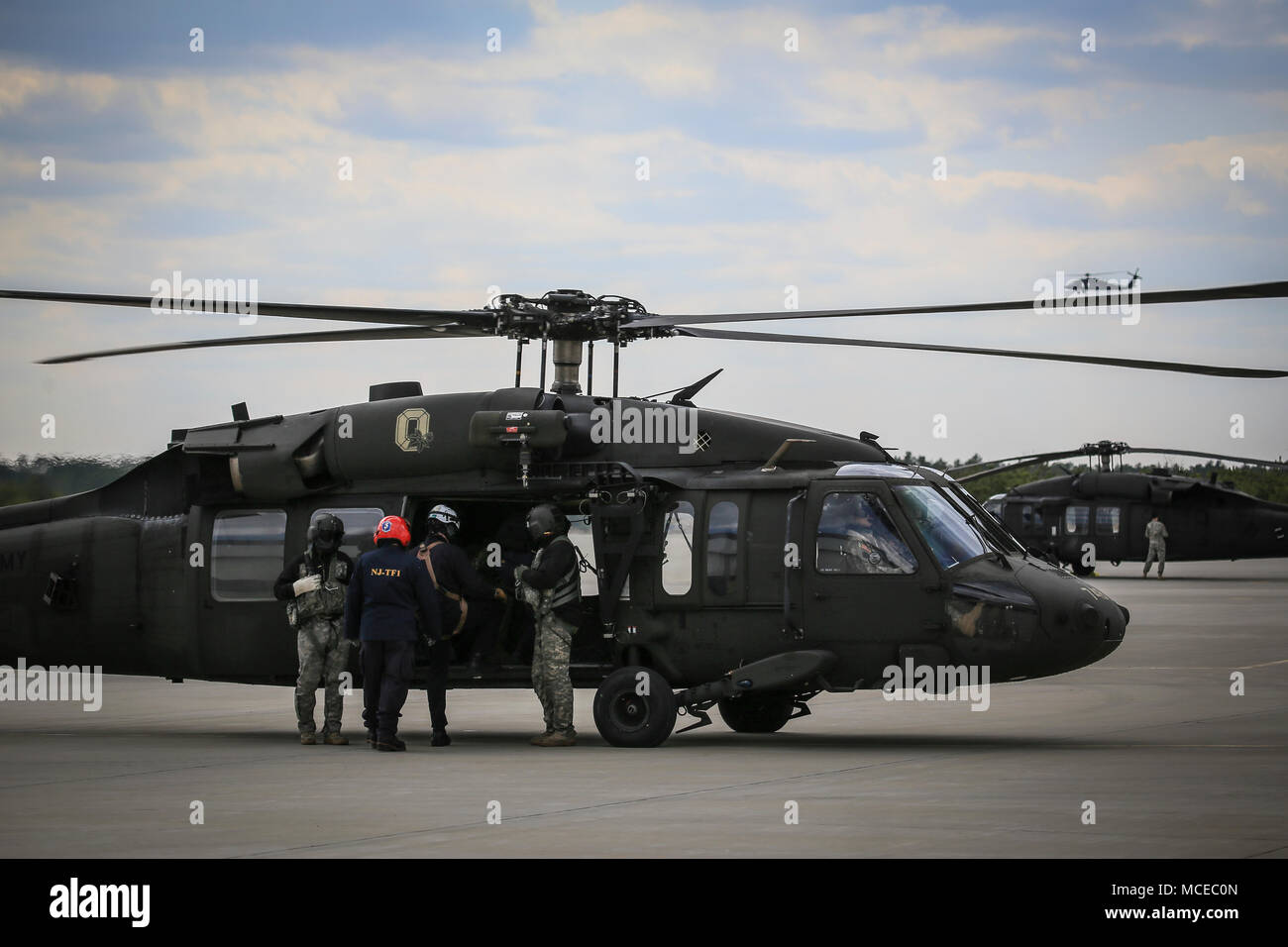 New Jersey Air National Guard Airmen and members of New Jersey Task ...