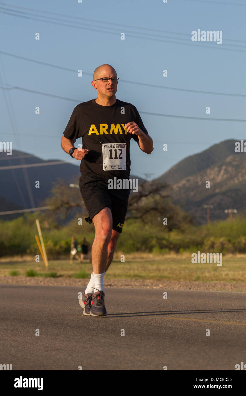 Soldiers from NETCOM take part in the Fort Huachuca Commanders Cup 10K ...
