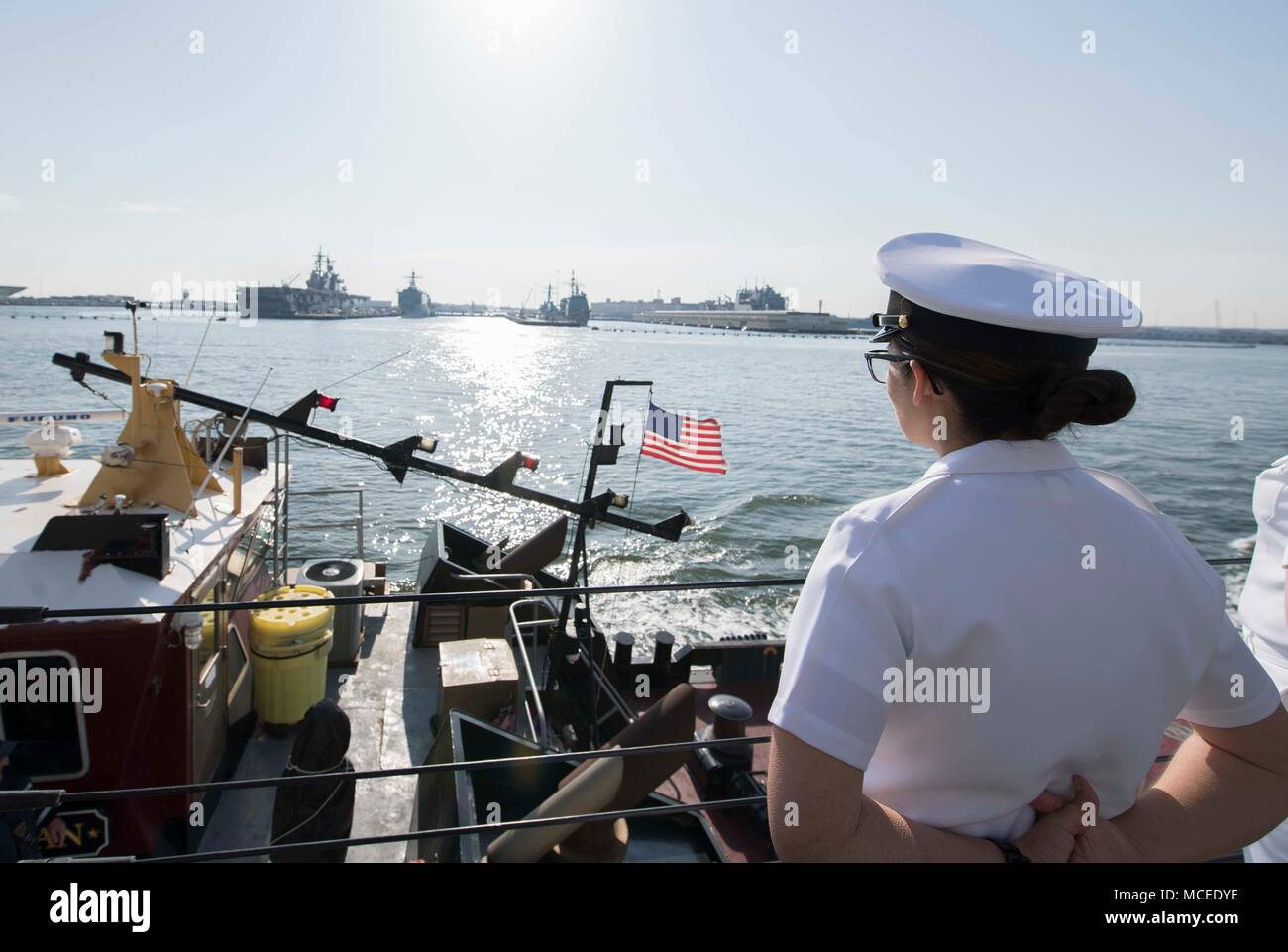 180411-N-IC246-0142 ATLANTIC OCEAN (April 11, 2018) Chief Logistics ...